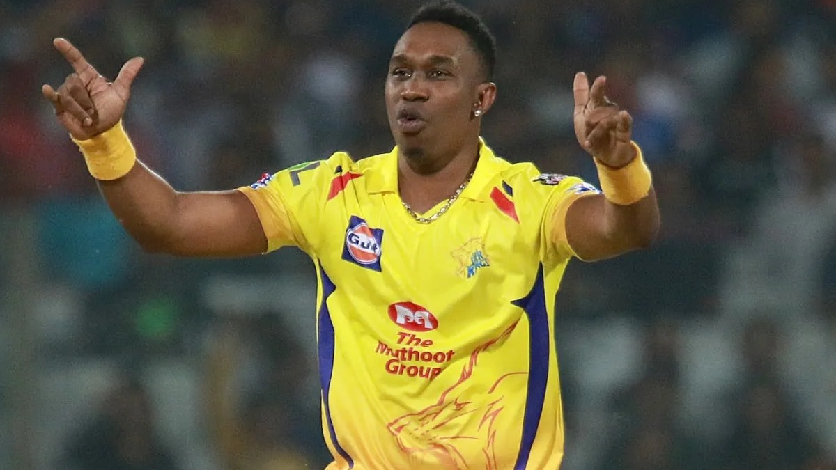 இந்தப் பக்கம் வந்த கோச்.. அந்தப் பக்கம் போன பிளேயர்.. டிஎஸ்கே அணிக்காக ...