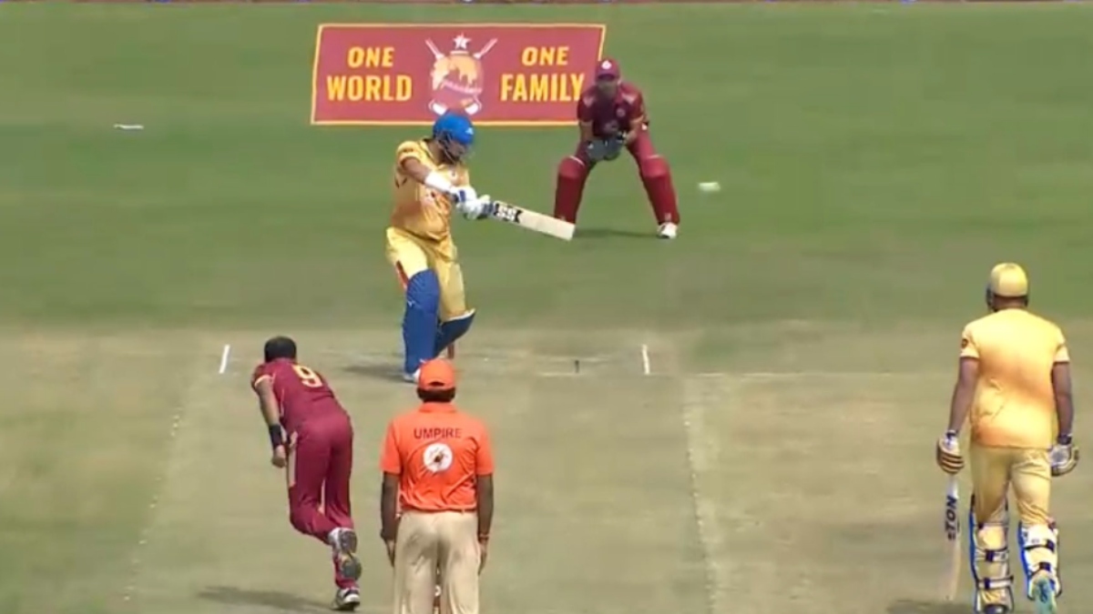 One World vs One Family - பேட்டிங்கில் பட்டையை கிளப்பிய சச்சின் ...